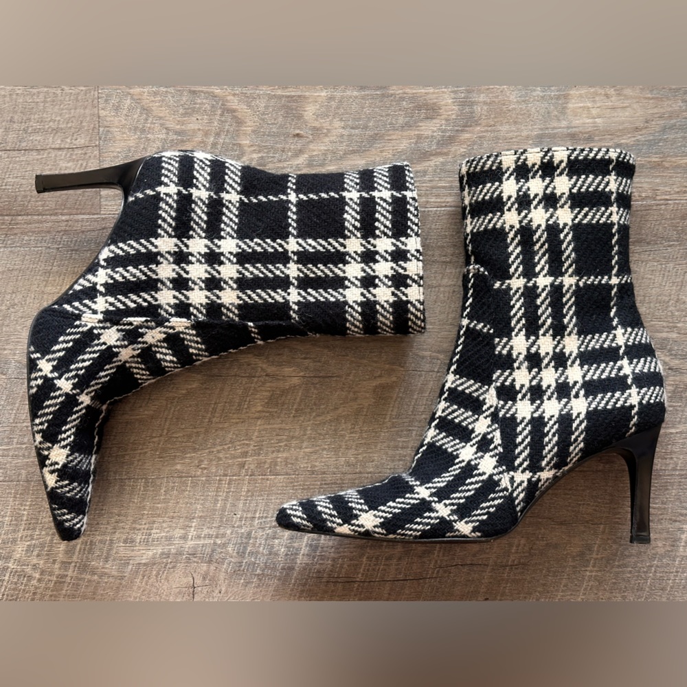 Burberry Tweed Wool & Leather Booties - Black & White… - Gem